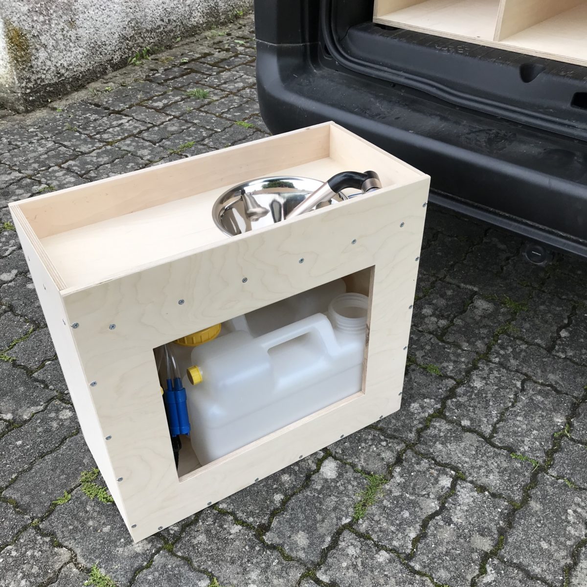Unsere Peugeot Rifter DIY Campingbox: Die Bauphase von der Platte zur ...
